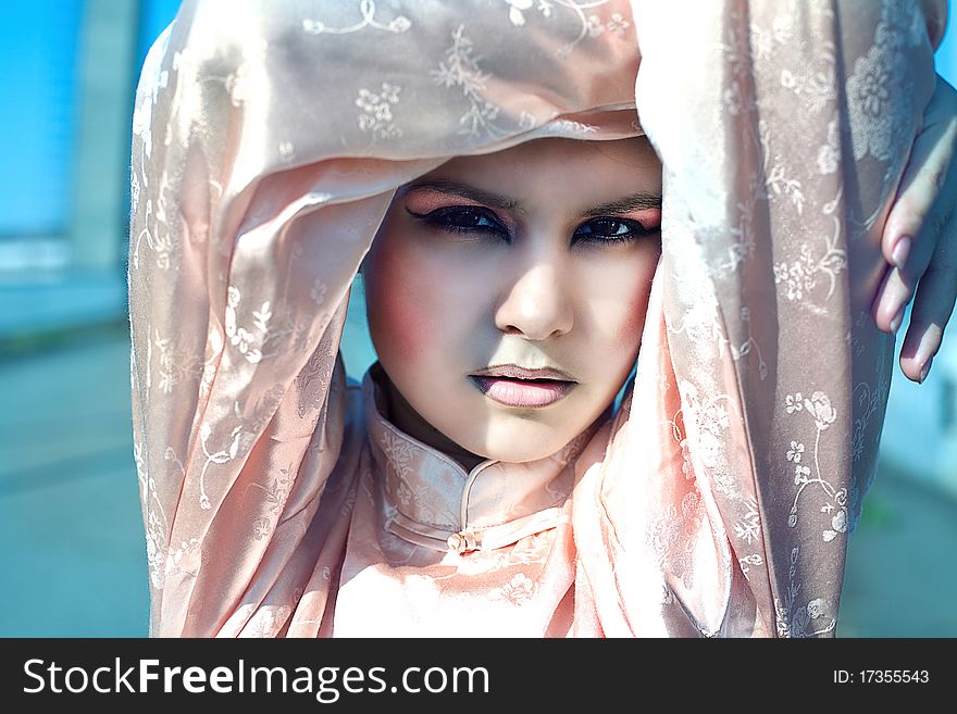 35+ Voluptuous look gorgeous young woman Free Stock Photos ...