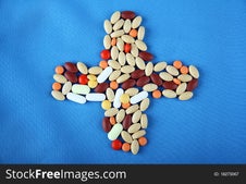 4 Pills Form Cross Free Stock Photos StockFreeImages 4 Pills Form Cross Free Stock Photos StockFreeImages