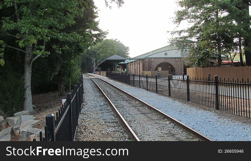 2+ Georgia tracks train Free Stock Photos - StockFreeImages