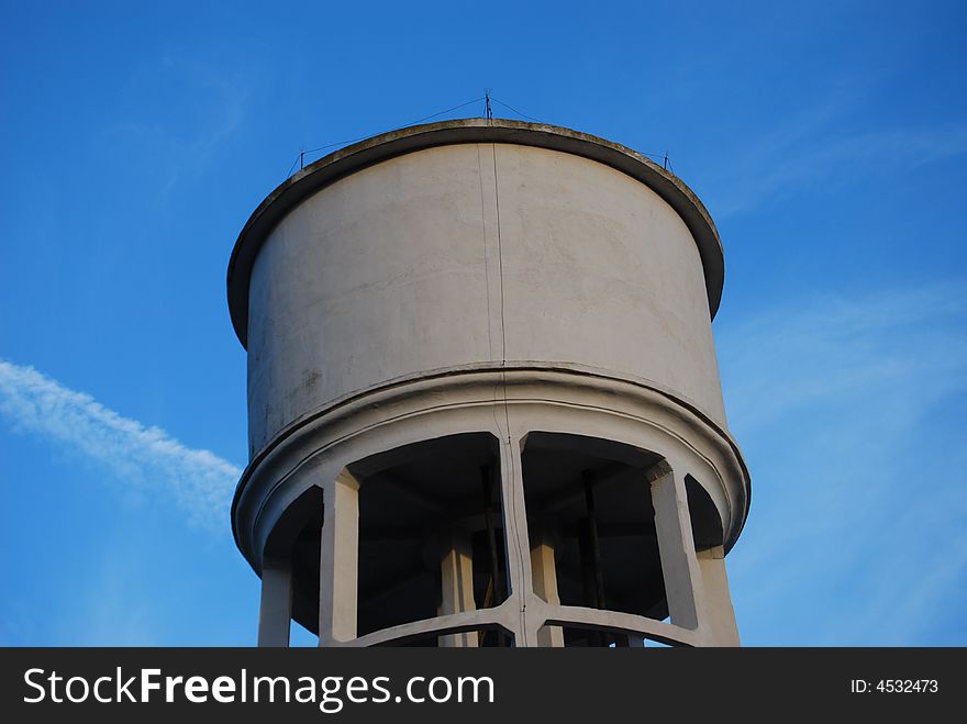 3+ Gravity tank water Free Stock Photos - StockFreeImages