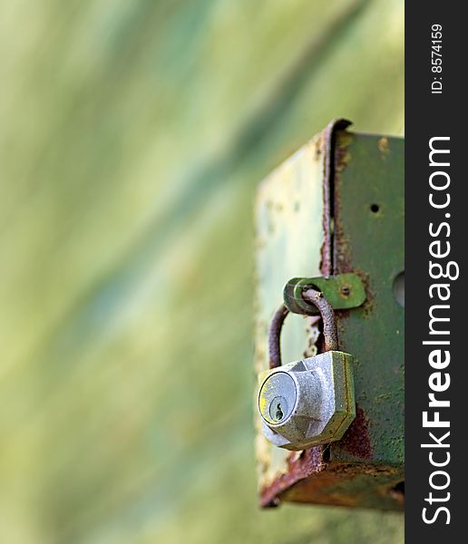 320+ Old box lock Free Stock Photos - StockFreeImages